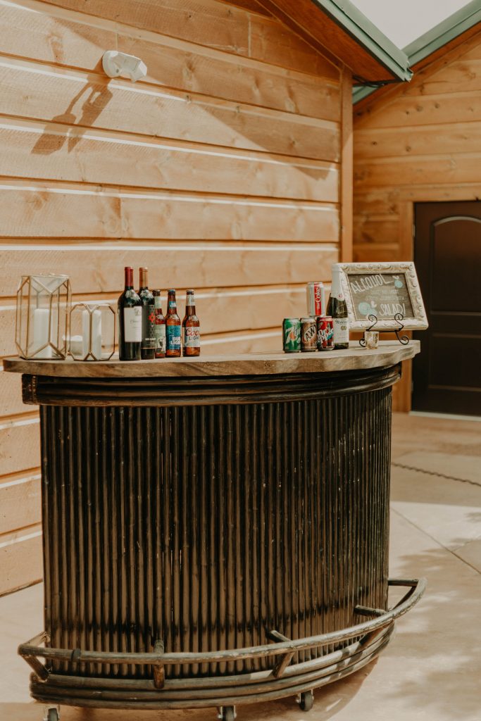 Wood Bar on Wheels – St. George Party Rentals